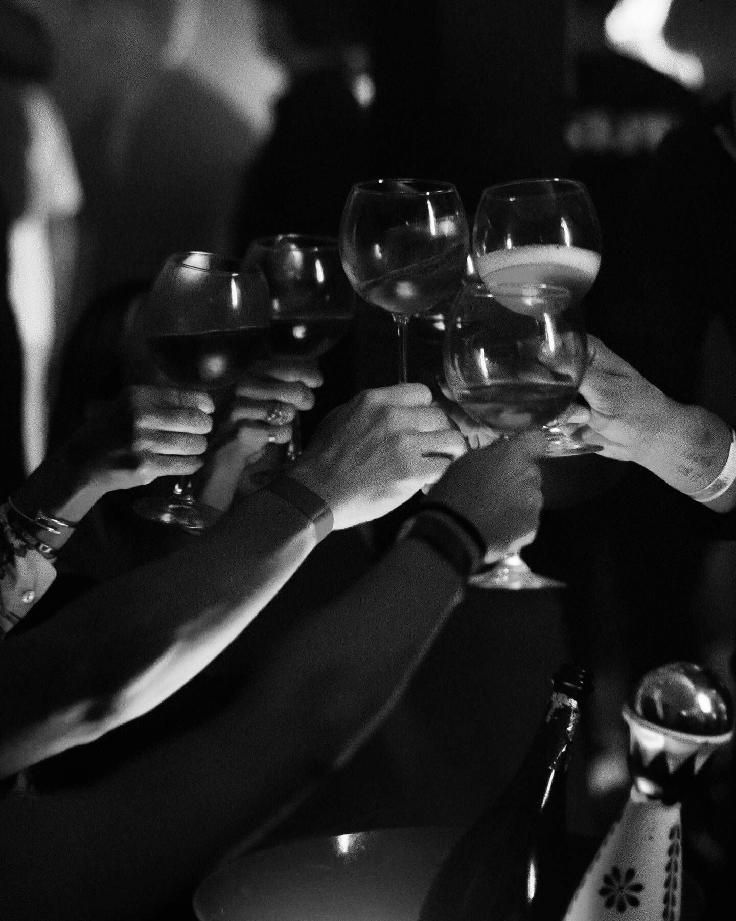 Modjo | Bars / Clubs in St Barts | Reservations 24/7