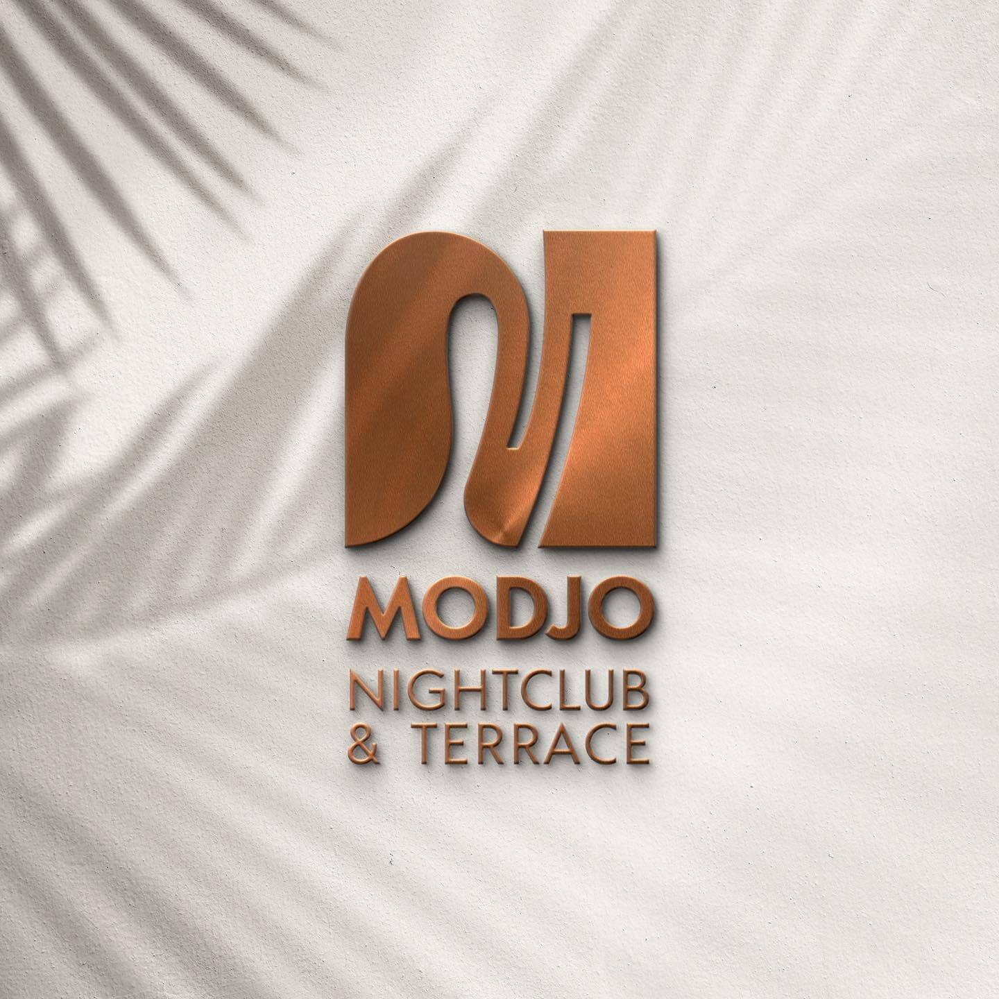 Modjo | Bars / Clubs in St Barts | Reservations 24/7
